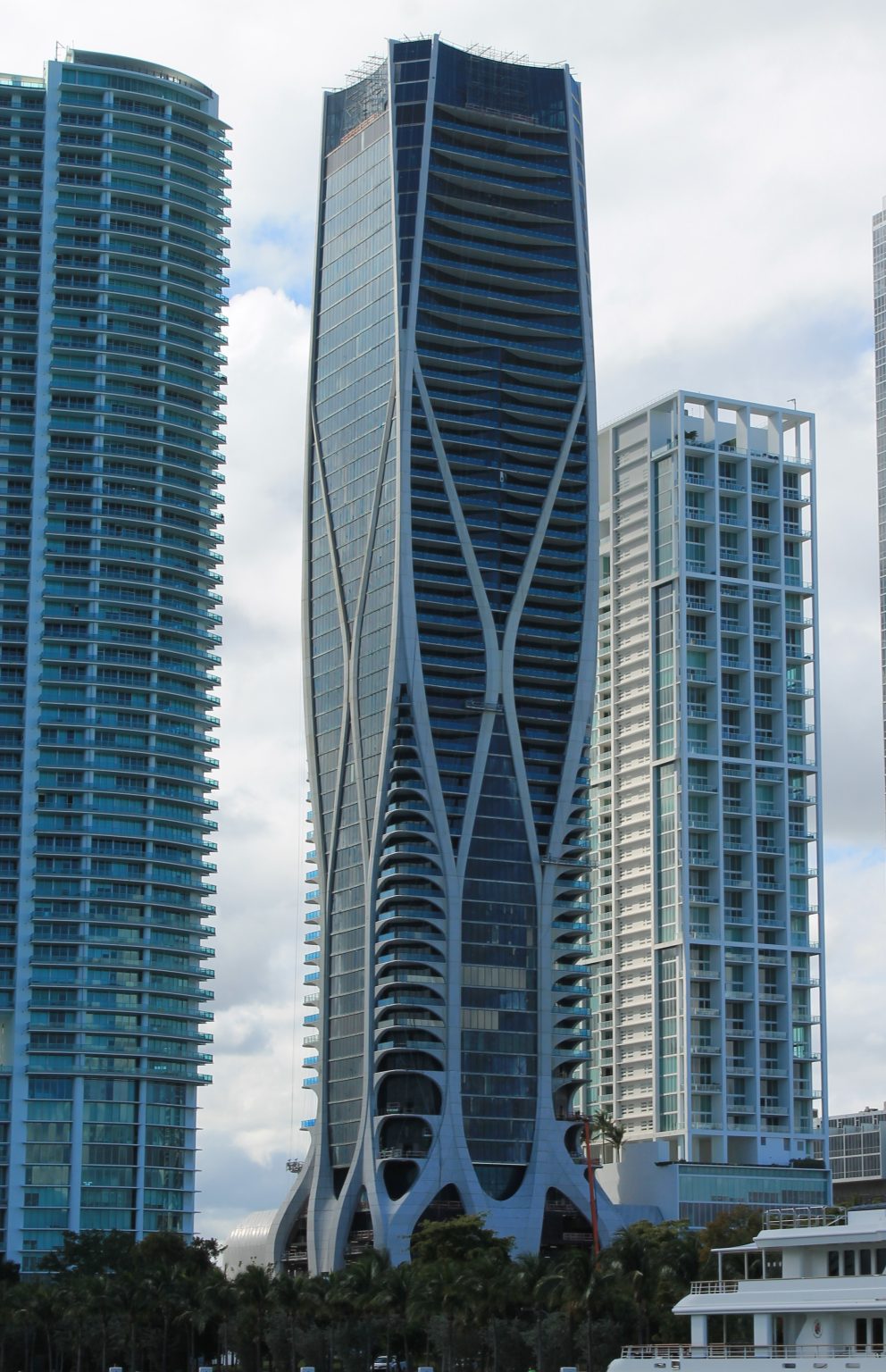 Exploring the Iconic Zaha Hadid Buildings: A Masterclass in Futuristic ...